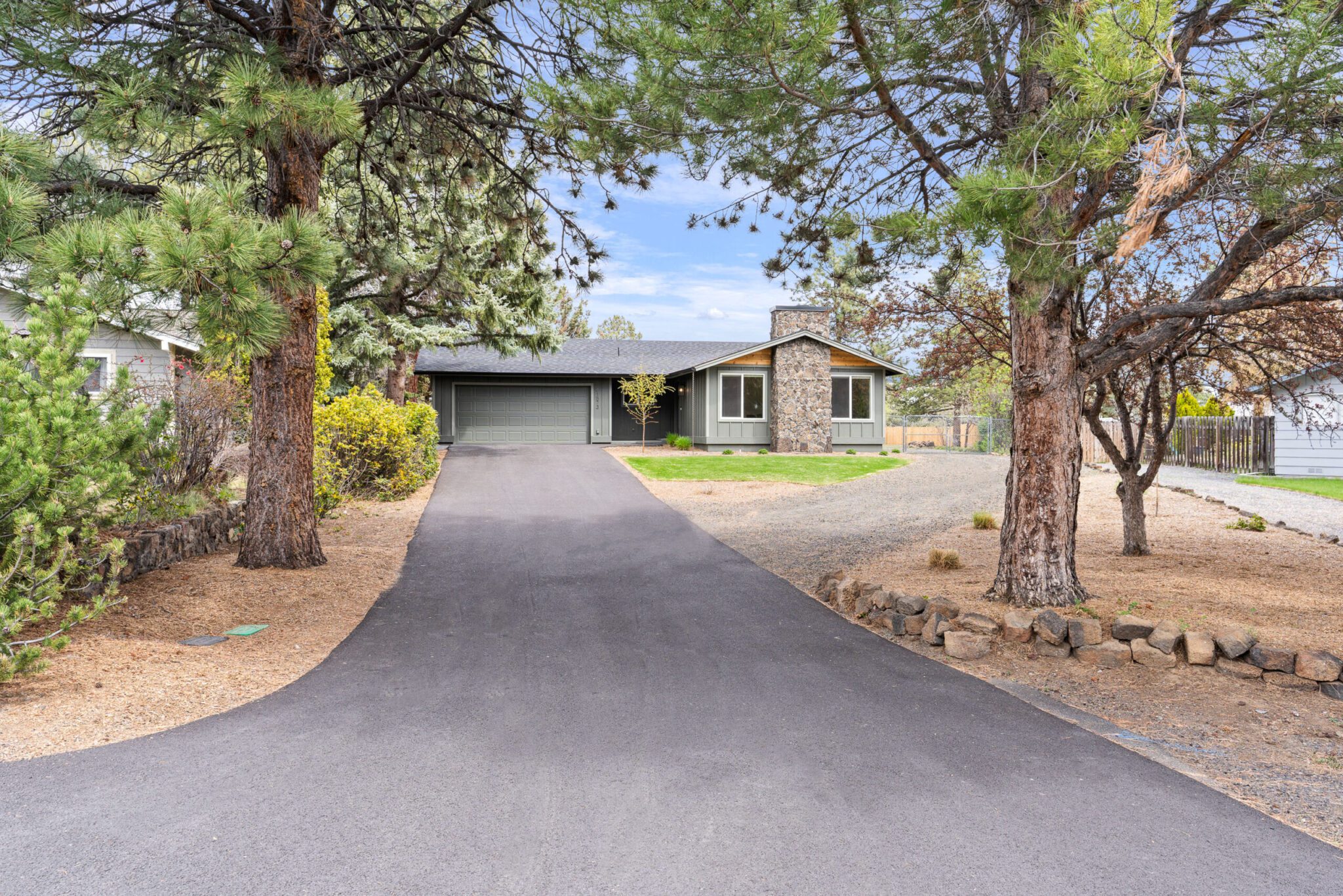 Bend & Central OR Mid-term Rentals | Deschutes Homebase